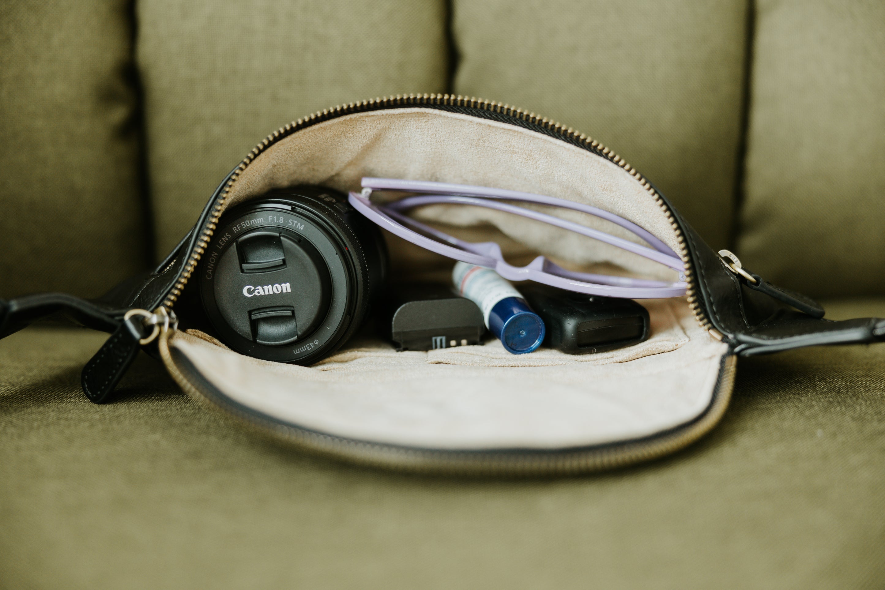 The Photographer's Fanny Pack – kindlycamerabags